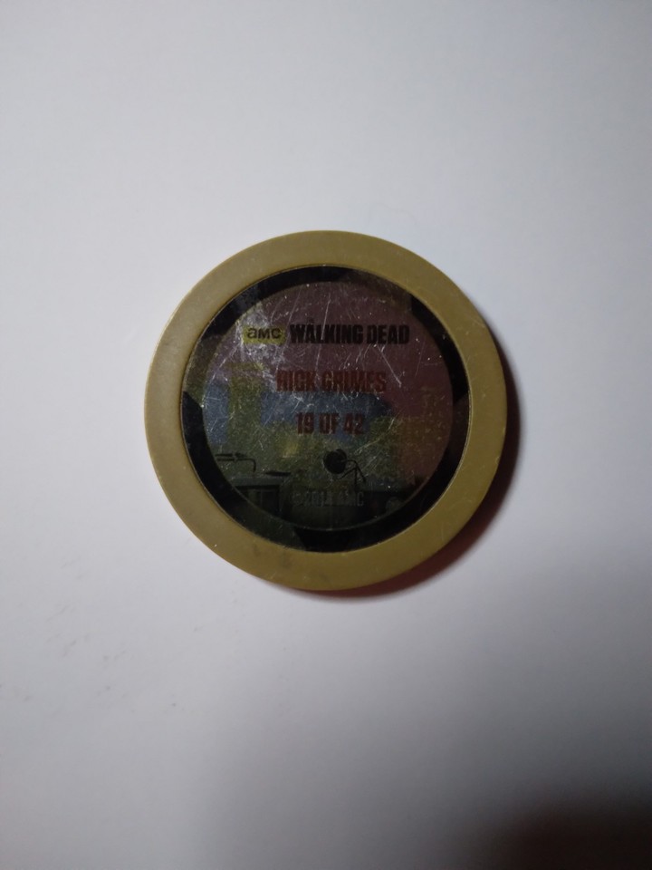 RARE THE WALKING DEAD LIMITED EDITION GOLD RICK GRIMES COLLECTIBLE ...