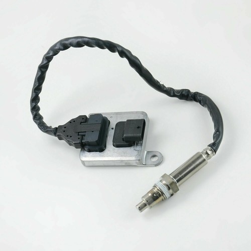 Front Nitrogen Oxide Nox Sensor ML239298 5WK96788 For Mitsubishi Fuso ...