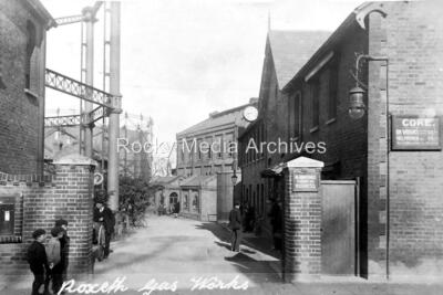 Rht-42 Roxeth Gas Works, Harrow, London. Photo | eBay