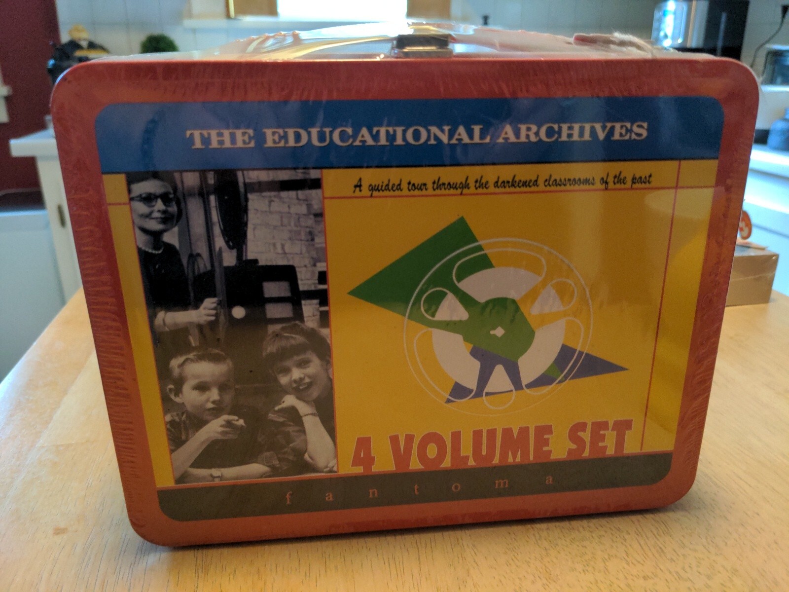 The Educational Archives 4 DVD Lunch Box Set W/ Thermos Limited Edt ...