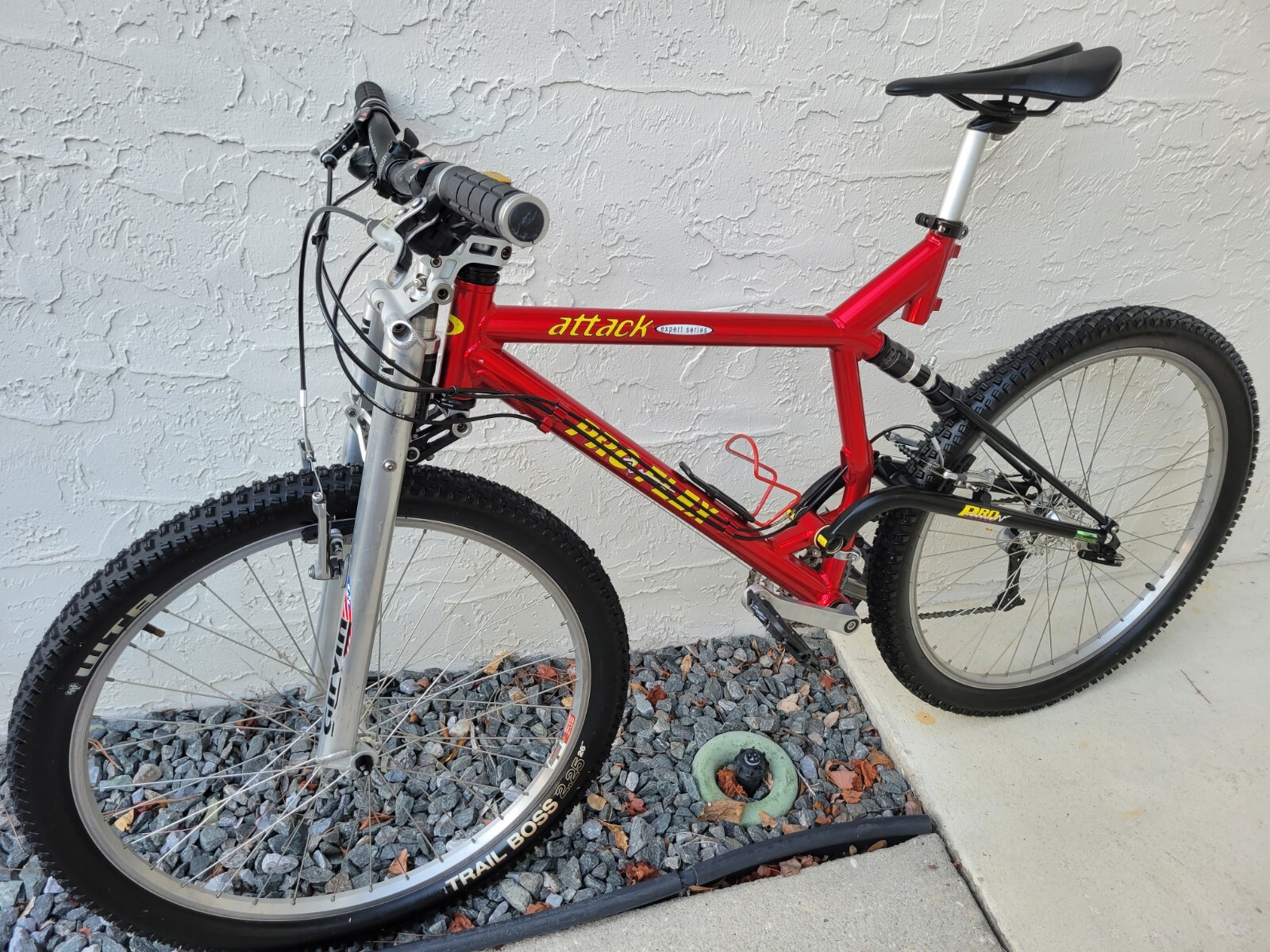 1997 Proflex Attack Expert Vintage Mountain Bike Risse Shocks, V-brakes ...