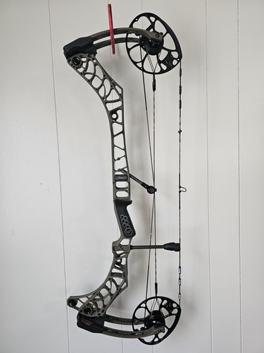 Mathews V3 31 Compound Bow | eBay