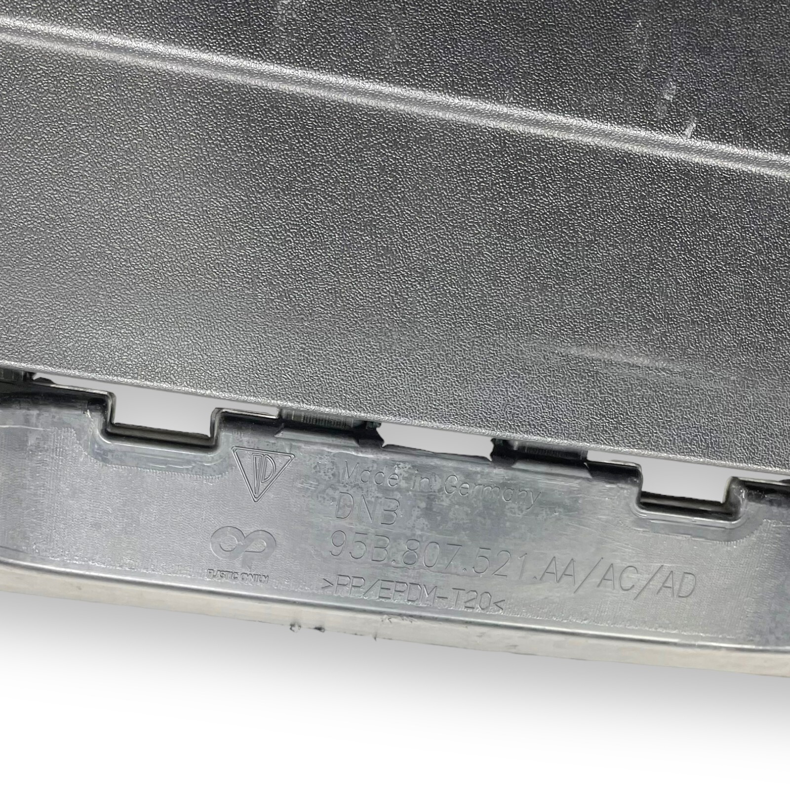 2015-2020 Porsche Macan Rear Bumper Spoiler Valance OEM 95B.807.521.AA ...