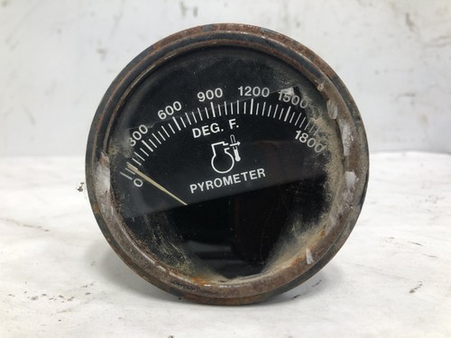 Freightliner FLC120 EXHAUST TEMP / PYRO Gauge - Used | eBay