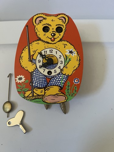 Vintage novelty bear moving eye wall clock w/key & pendulum 30-hr Works ...