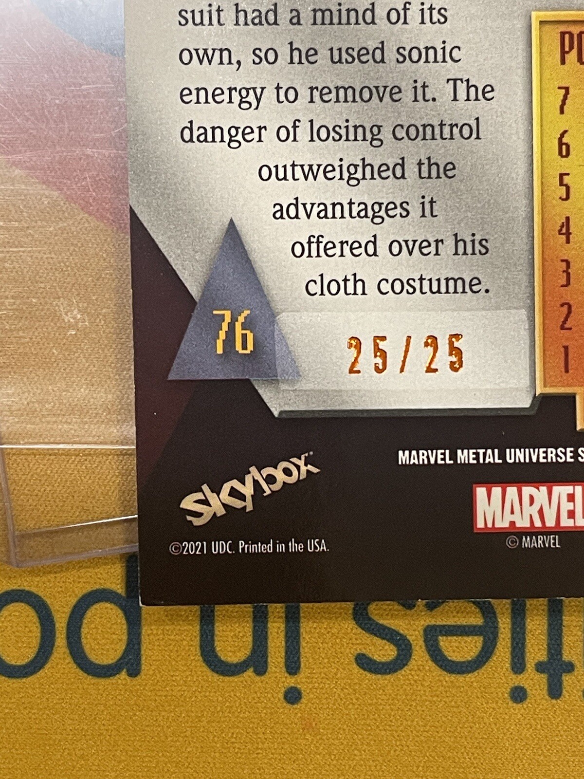 2022 UD Skybox Marvel Metal Universe Spider-Man #76 Orange Light FX 25/ ...