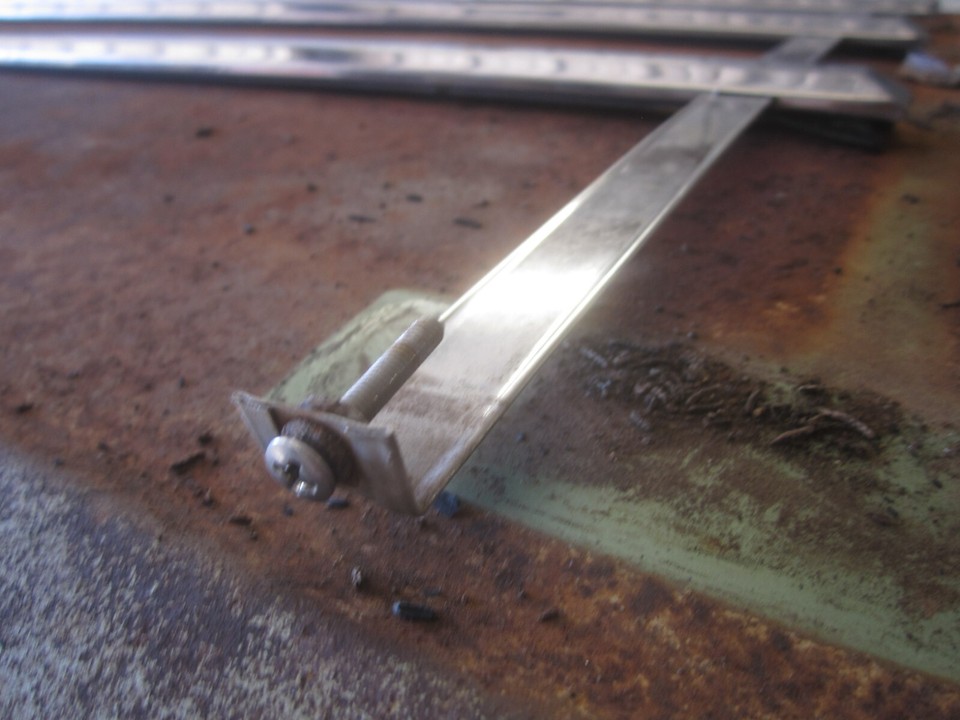 67 68 69 70 IMPALA KINGSWOOD STATION WAGON LUGGAGE ROOF RACK COMPLETE ...