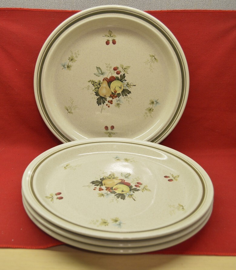 Royal Doulton Cornwall Dinner Plates Stoneware ~10-3/8" dia 1975 LS1016 ...