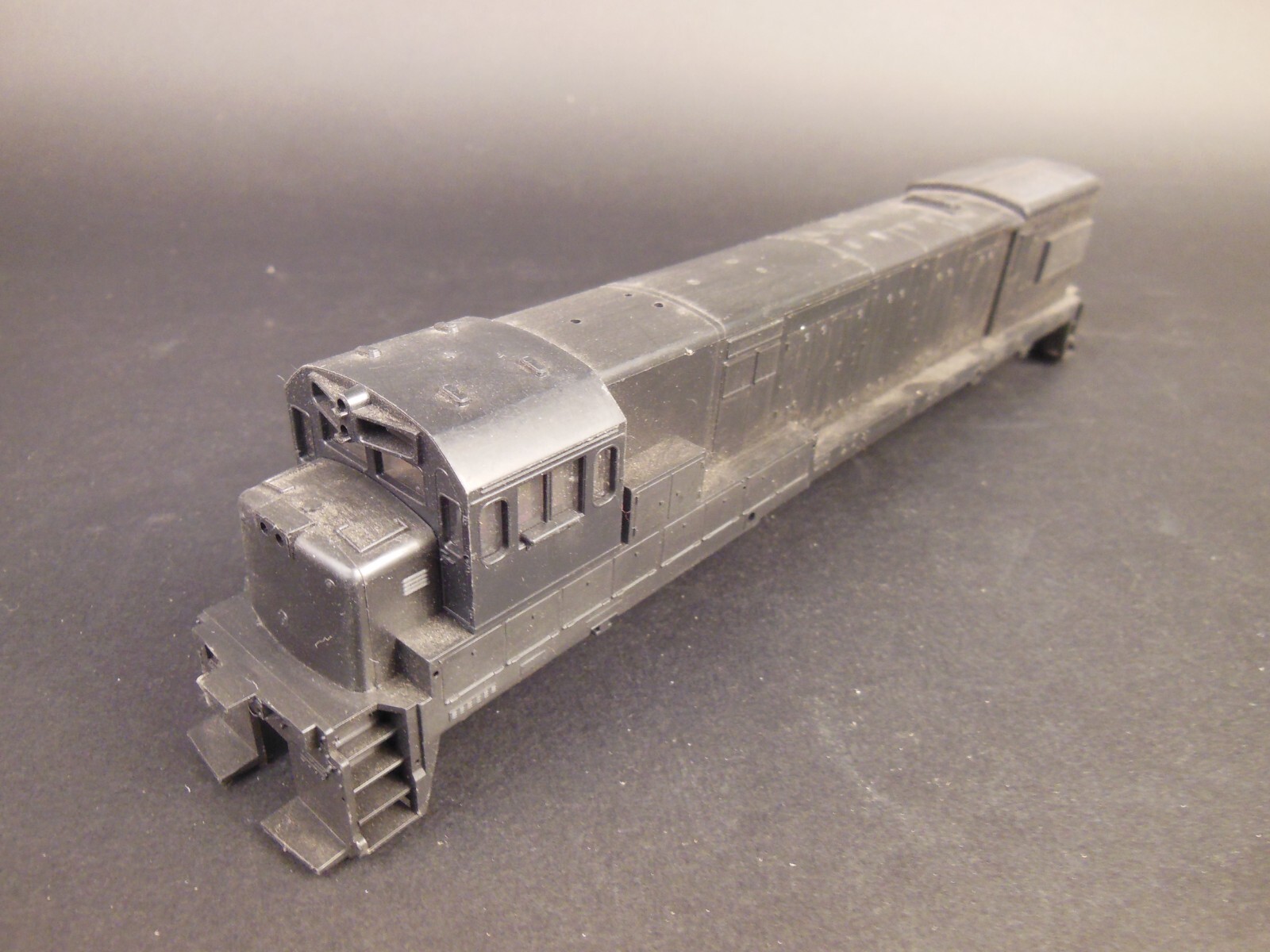 HO SCALE GE U30-C LOCOMOTIVE SHELL | eBay