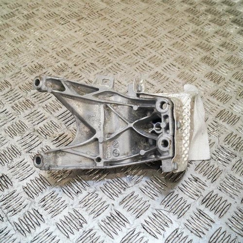 Support moteur droit Audi A4 B9 4M0199308AD 2.0TDI 140kw 2016 | eBay