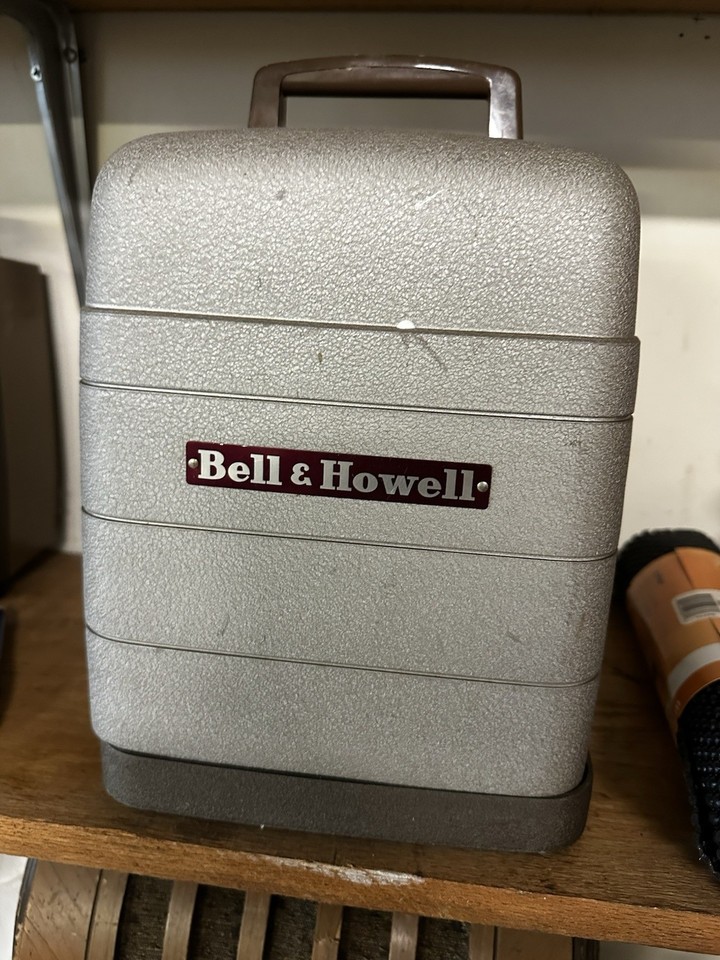 VINTAGE BELL & HOWELL 8 MM MOVIE PROJECTOR MODEL 253-AX | eBay