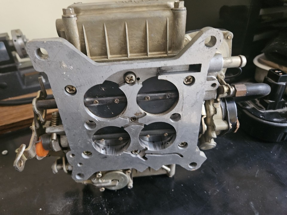Holley 600 CFM CARBURETOR ELECTRIC CHOKE. Came Off A 1970 Pontiac 400 ...