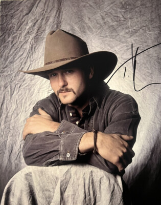 TIM MCGRAW HAND SIGNED 8x10 PHOTO COUNTRY SINGER AUTHENTIC AUTOGRAPH ...
