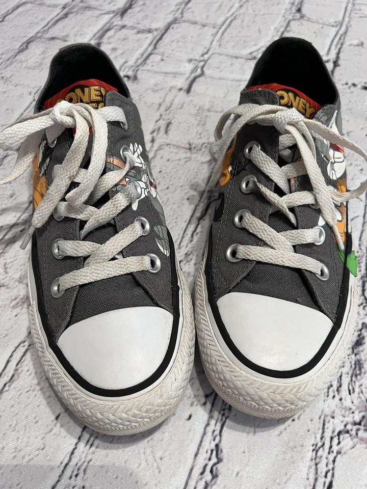 Size 12 - Converse Chuck Taylor All Star OX x Looney Tunes Bugs & Daffy ...