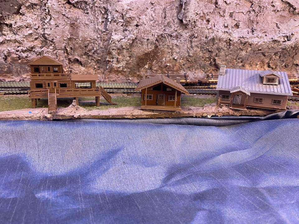 N Scale Cabin Set with Video Assembly Instructions - "Uncles" Series | eBay