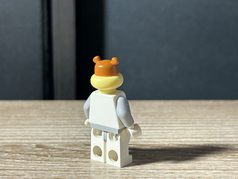 LEGO Spongebob Sandy Cheeks Minifigure BOB012 NO HELMET | eBay