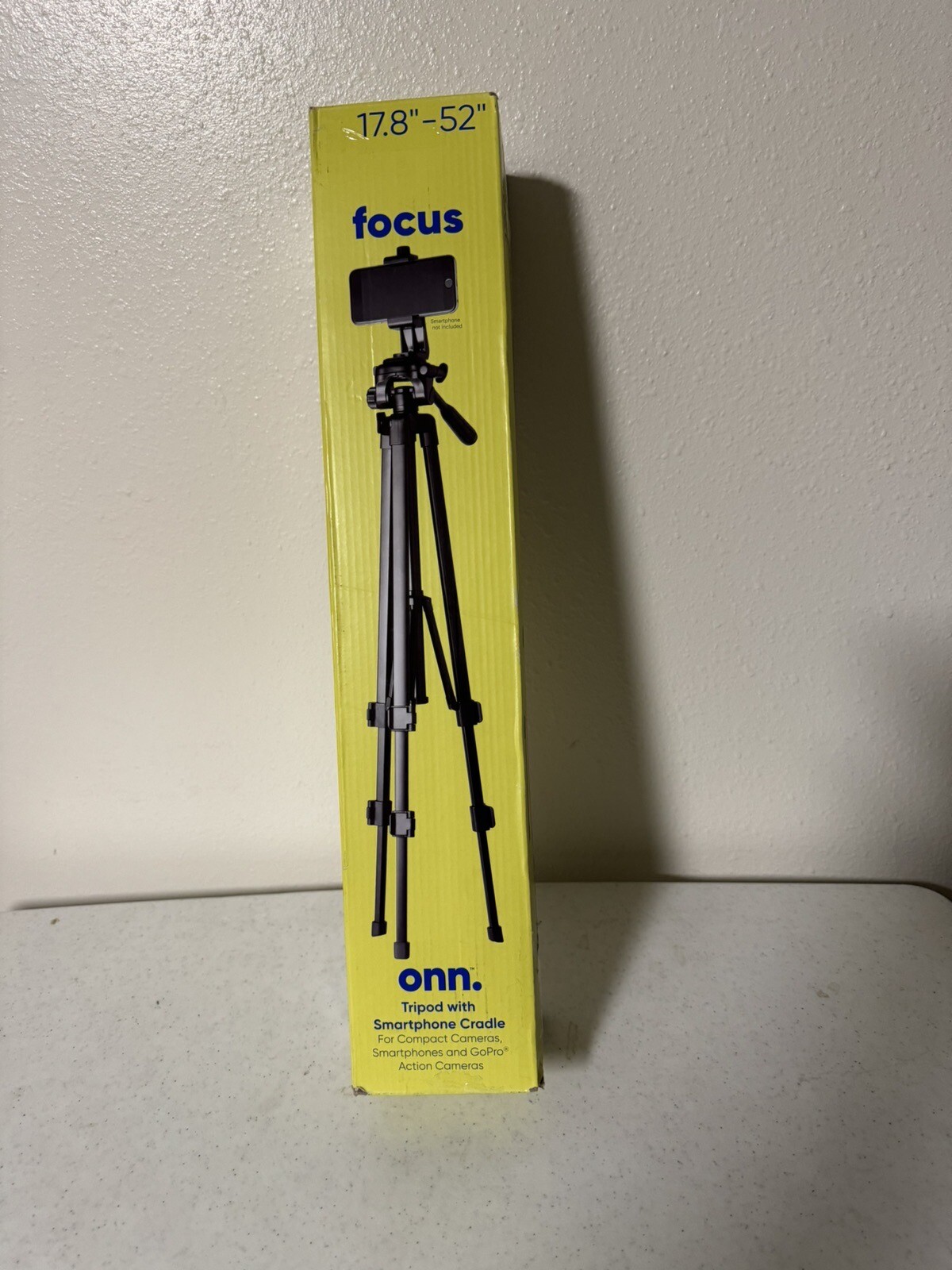 Onn 17.8-52inch Tripod for all Compact cameras, Smartphone, & GoPro ...