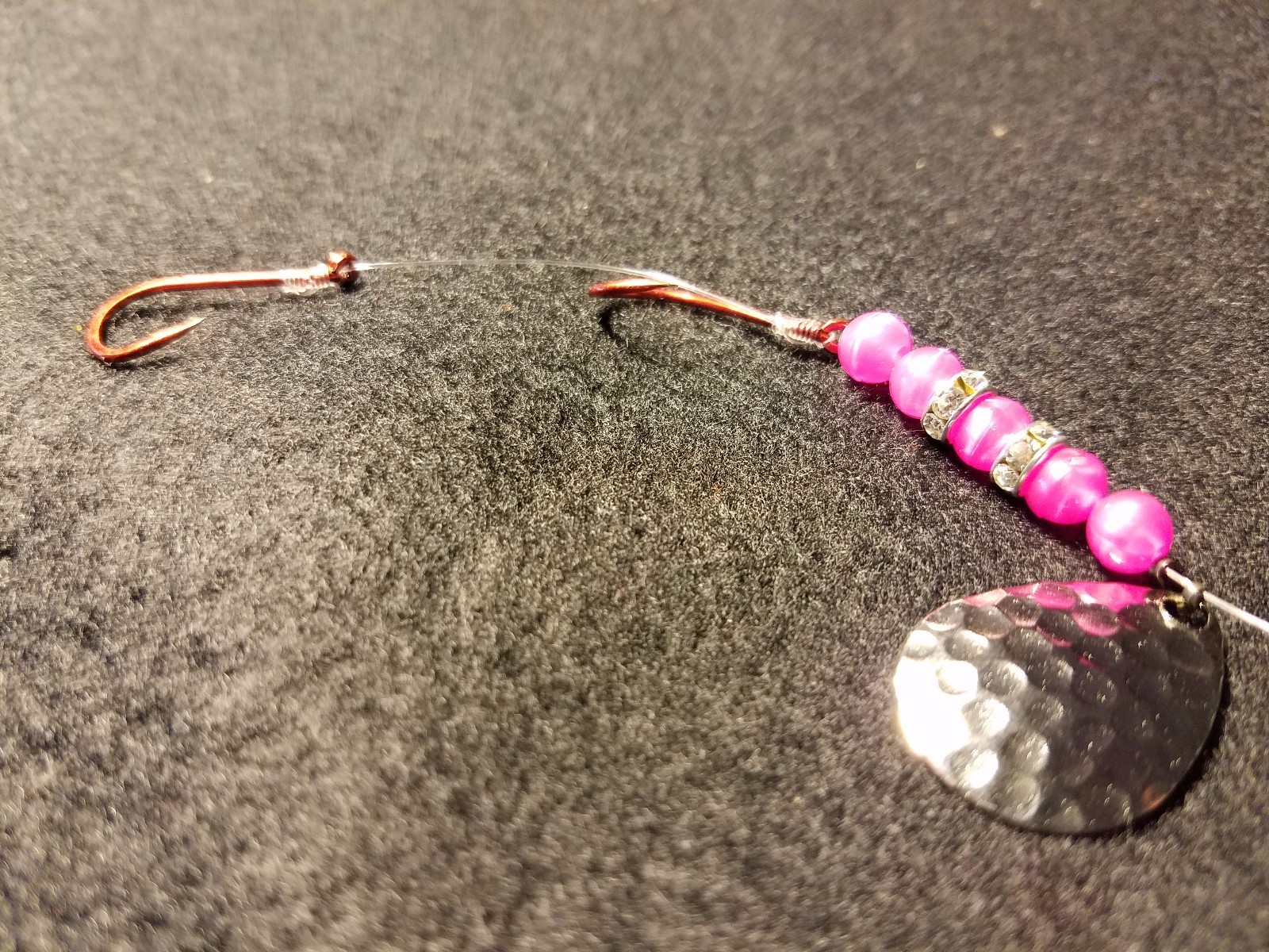 five worm harnesses hot pink beads crystal wedding rings silver blade ...