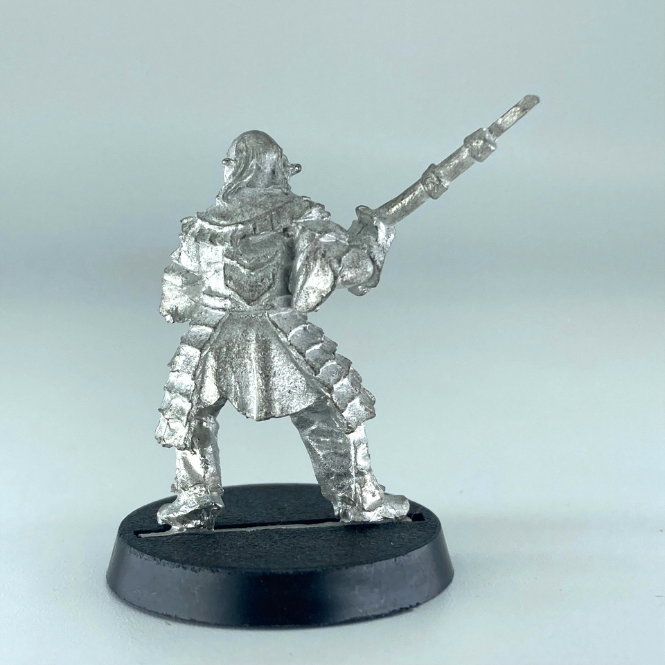 Mordor Orc Warrior - Mordor - Warhammer / Lord of the Rings GW Metal ...