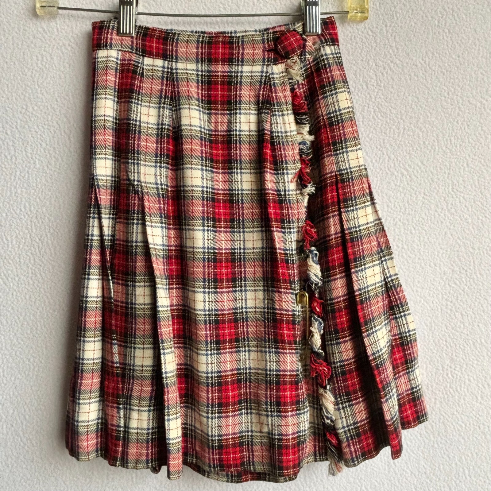 Vintage Girl's Tartan Plaid Pleated Wrap Around Scott… - Gem