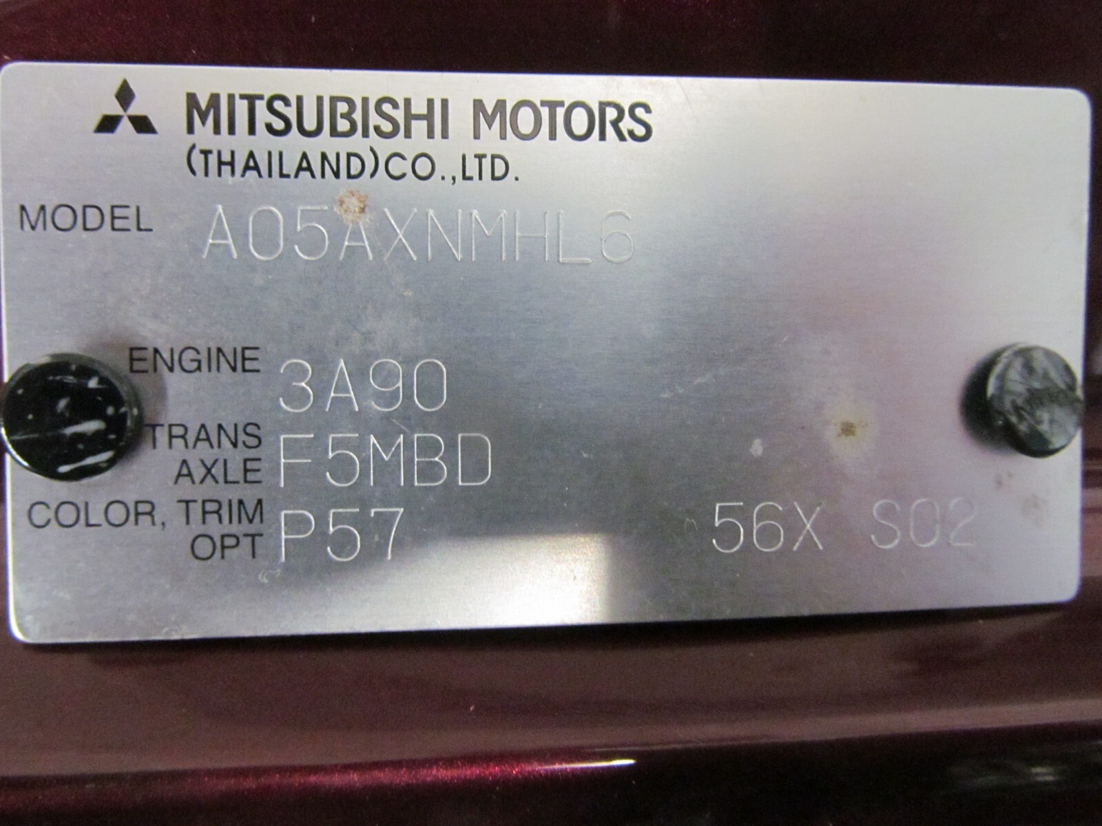 Mitsubishi Space Star A05 Tankklappe Deckel Benzin original Farbcode P57 Bj 20- | eBay.de