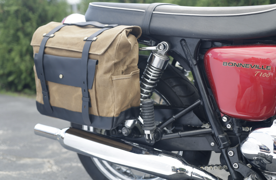 2001-2015 Triumph Classic Bonneville T100 Saddle Bag With Custom Mount ...