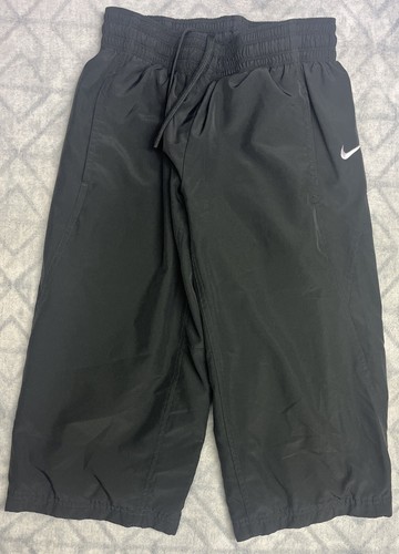 Nike dri fit capris Length Pants Dark Gray / Loose Fit/ Athletic Woman ...