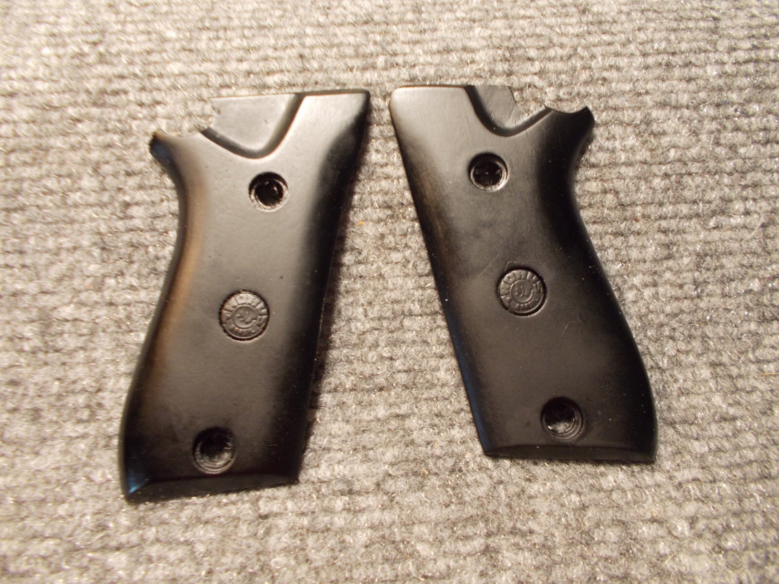 Custom Grips Taurus PT58, PT92 Compact Decocker Version Smooth Black | eBay