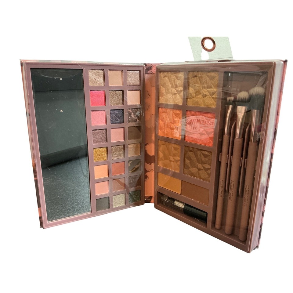 Paris Hilton Radiant Bliss 36 PC Face & Eye Palette Makeup Kit | eBay
