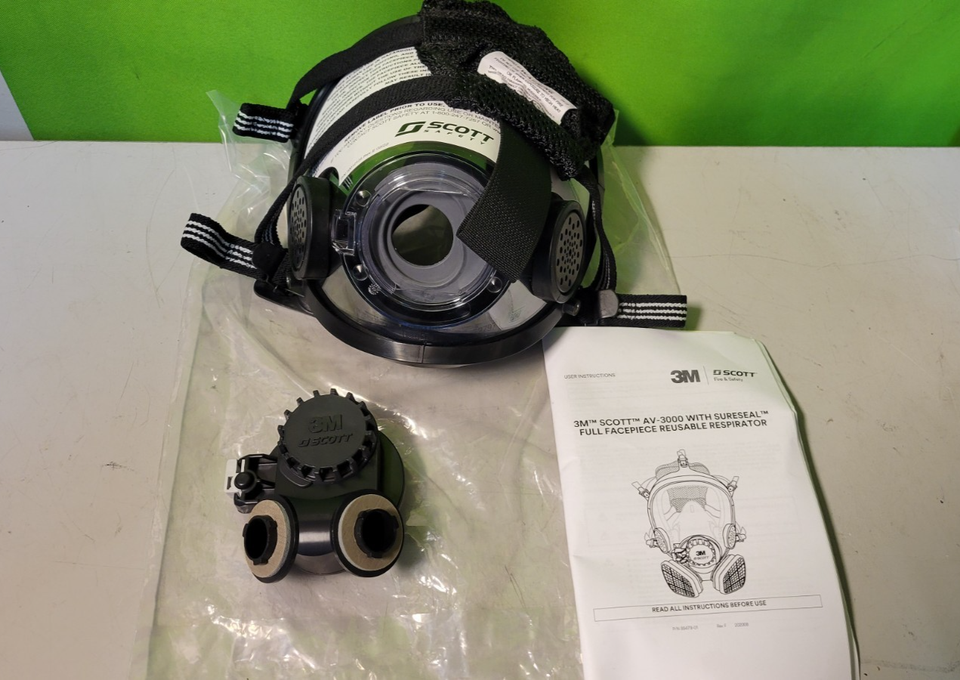 3M Scott Safety AV-3000 Full Face Respirator/w AV-632 Bayonet Adapter ...