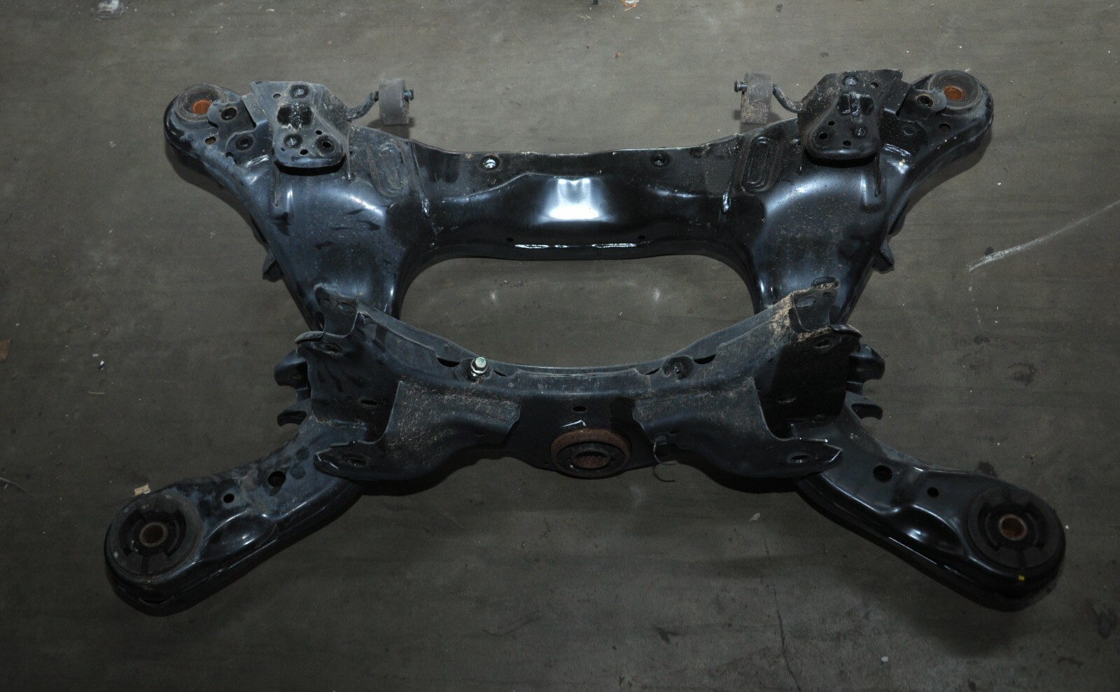 INFINITI Q50 - Rear Suspension Cross Member Crossmember Cradle SubFrame ...