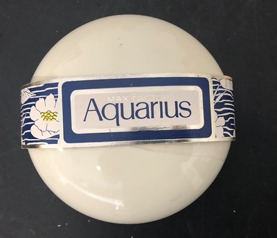 Vintage Max Factor AQUARIUS Bath Powder 4 oz New, NOS | eBay