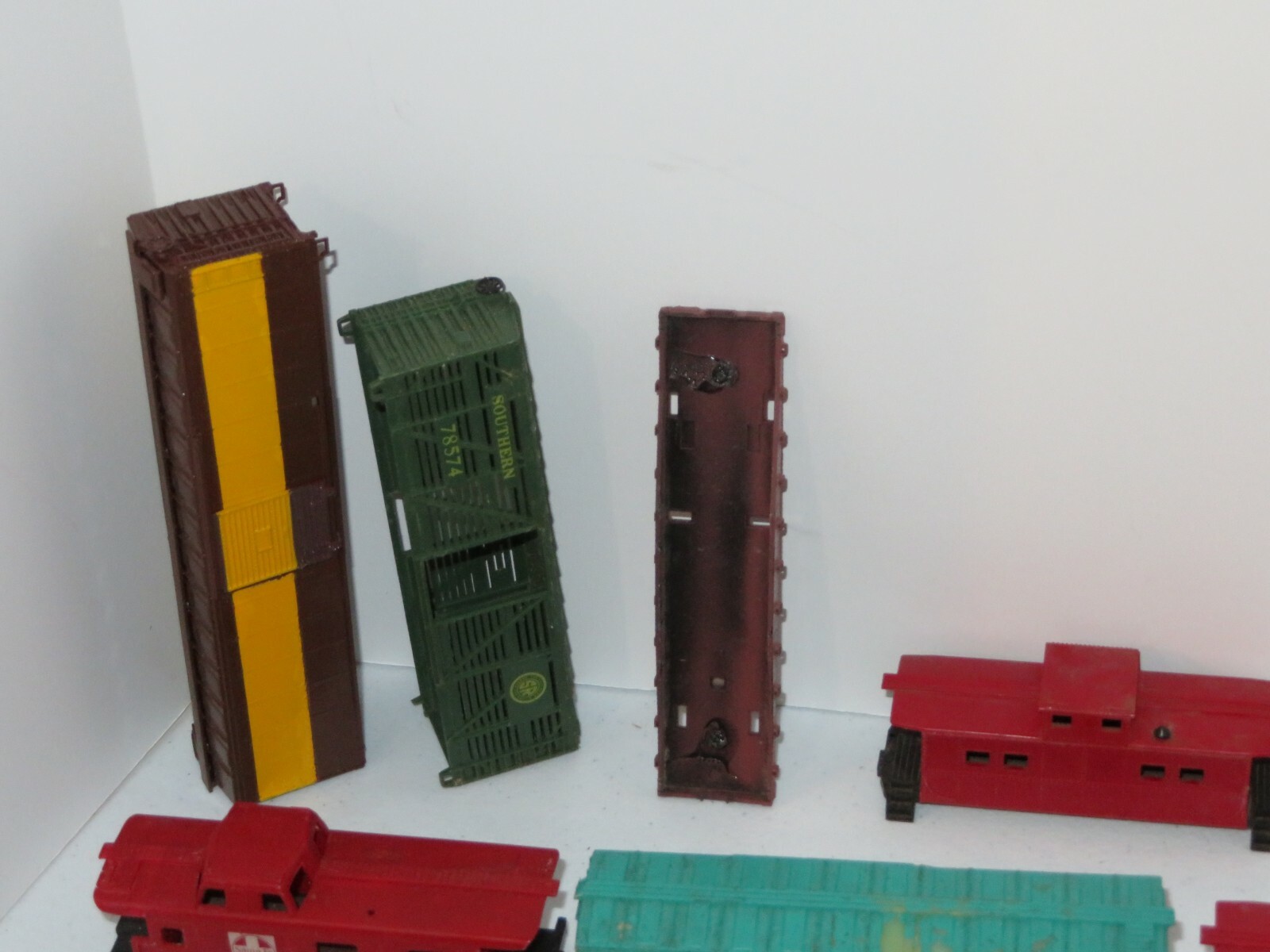 Lot of 10 Assorted Bachmann Ho Scale Train Railroad Car Parts Model | eBay