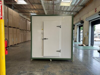 NEW Portable Walk In Freezer Insulated Ice Storage Mobile Caster 10' x ...