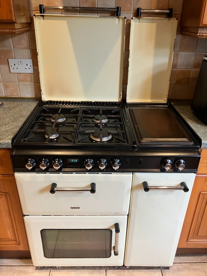 DIPLOMAT ADP5426 Range 850 Dual Fuel Cooker. With instruction book ...