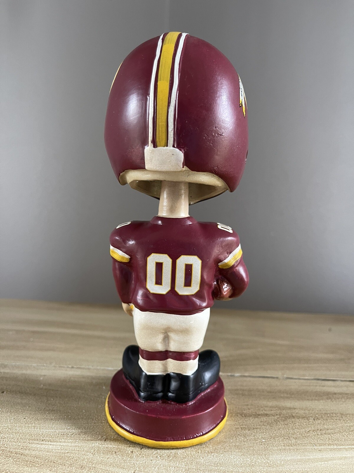 WASHINGTON REDSKINS Vintage Retro Football Player Nodder Bobblehead NIB ...