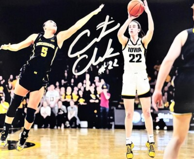 Caitlin Clark IOWA Basketball - THE SHOT - SILVER Autographed 8 x 10 ...
