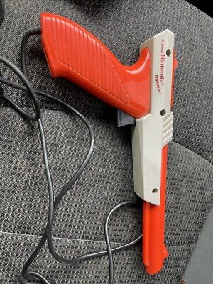 Nintendo NES Zapper Gun 1985 OEM Orange NES 005 | eBay