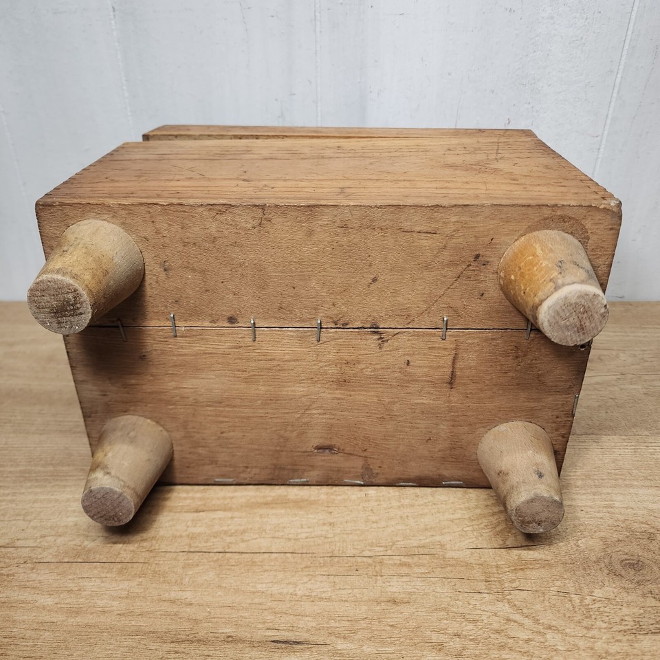 Vtg Old Wood Esquire Shoe Valet De Luxe Dove Tailed Box w/Brush ...