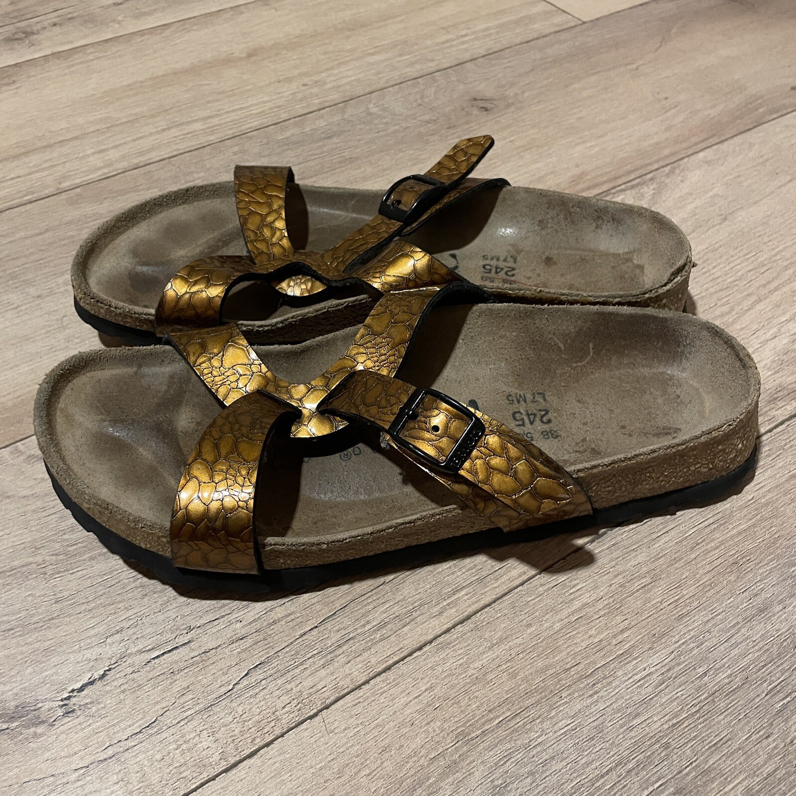 Birki's Birkenstock Sandals 38 GOLD Snake-Look Interl… - Gem