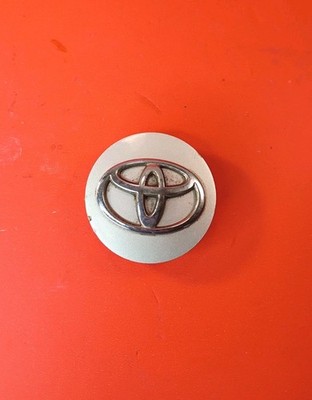 2005 - 2012 Toyota Avalon Wheel Center Cap silver chrome OEM 42603 ...