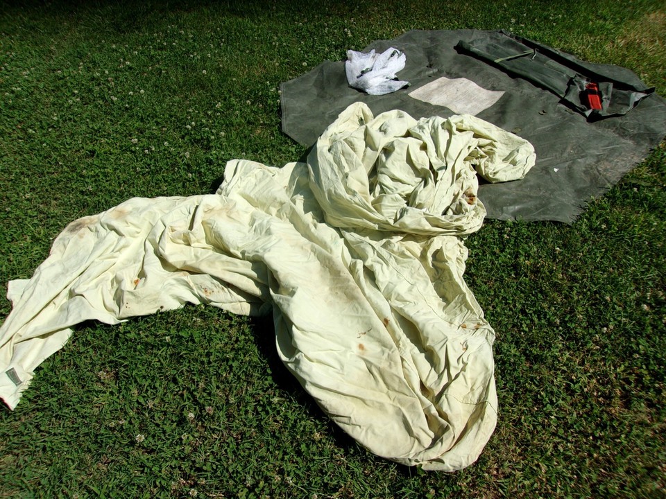 MILITARY SURPLUS SOLDIER CREW TENT GOOD CONDITION CAMPING 10 X10 ...