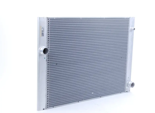 Cooling Aluminum Radiator Assembly For BMW E60 525i 525xi 528i 530i ...