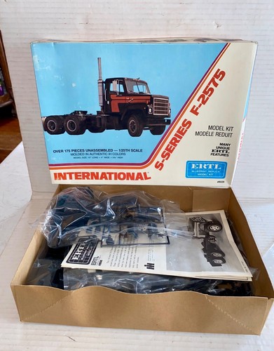 Ertl Kit # 8028 INTERNATIONAL SERIES F-2575-mint, compete, w/ sealed ...