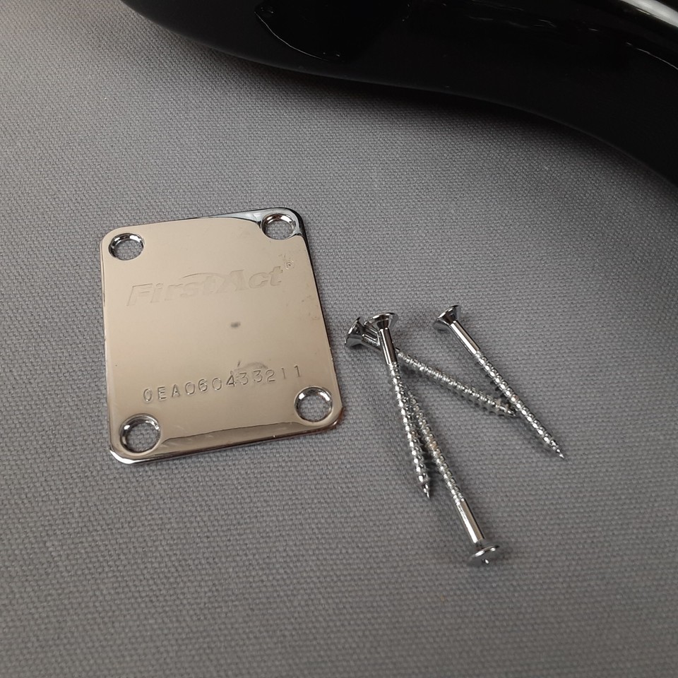 First Act ME305 Strat Electric Guitar Loaded Body ~ Working Electronics ...