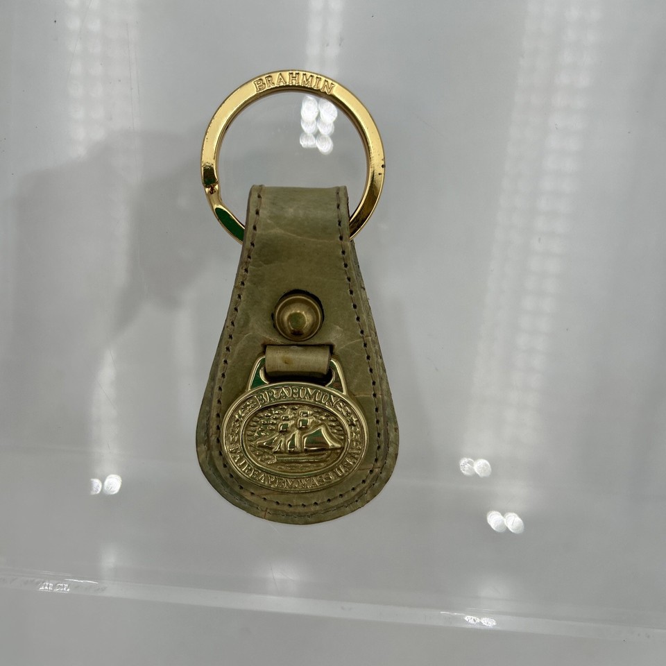 Brahmin Fairhaven Mass, USA Leather Keychain Ivory With Gold Tone Ring ...