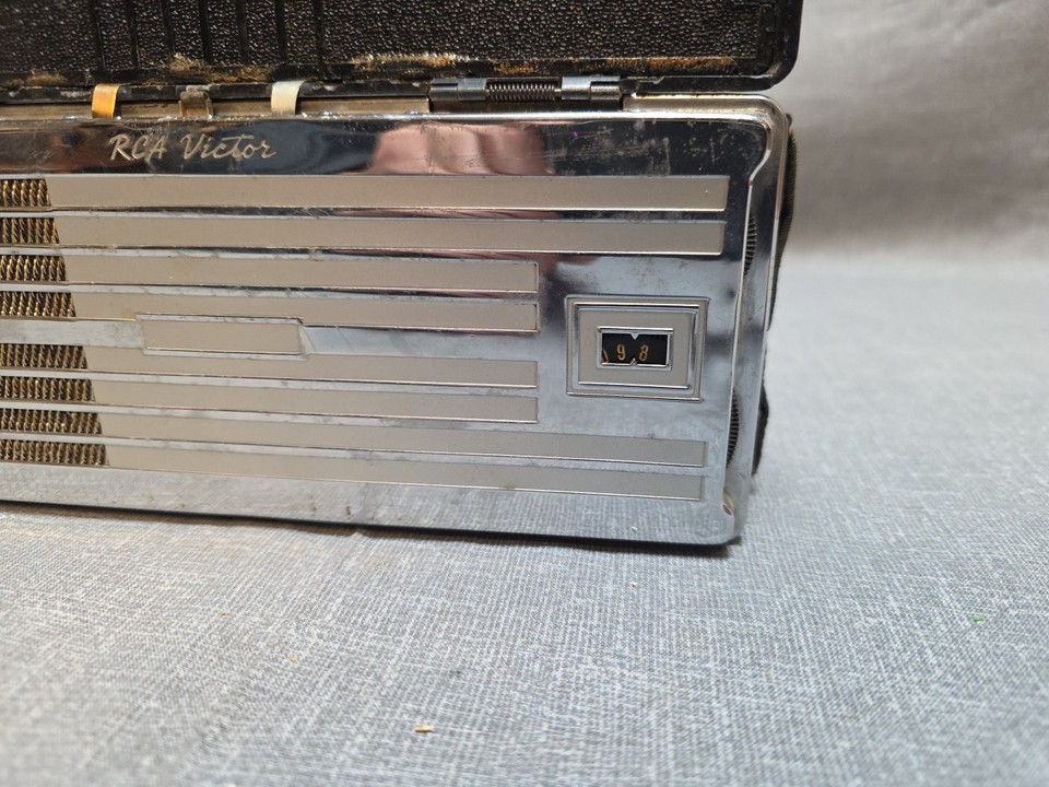 Vintage RCA Victor BP-10 Portable Tube Radio 1940s | eBay