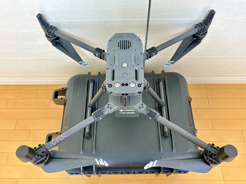 DJI Matrice 300 RTK M300 Industrial Drone w/ Case REFURBISHED NO TARIFF ...