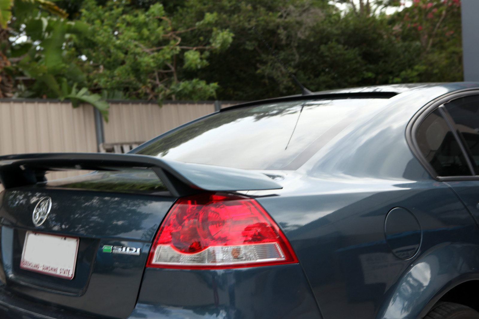 New rear roof spoiler wing for Holden Commodore VE/VF sedan SS/SV6/S ...