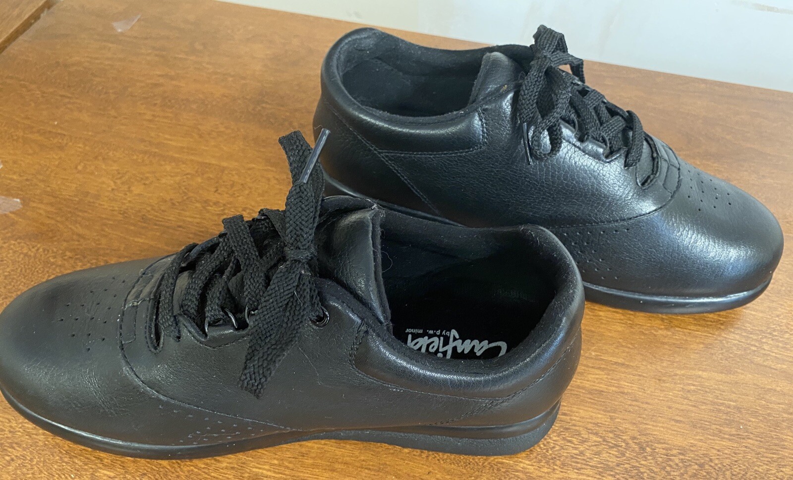 P.W. Minor Canfield Leisure Lace Black Glove Leather Womens Oxford ...